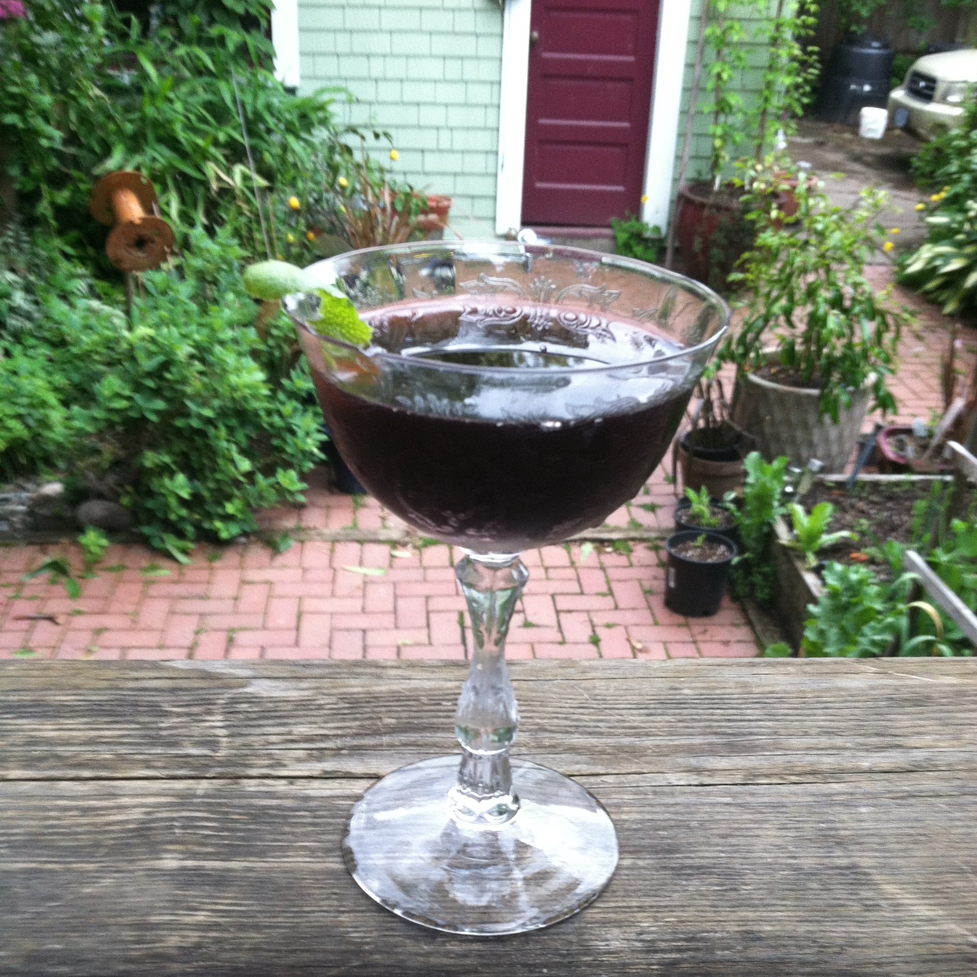 The cocktail/mocktail challenge | Rooms in Bloom